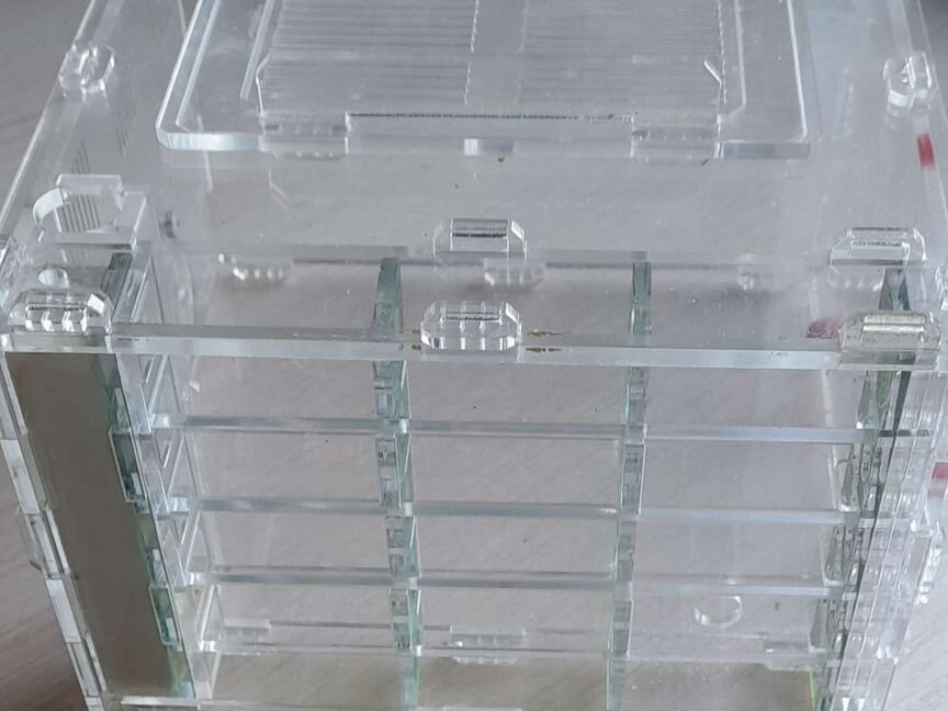 Муравьиная ферма куб