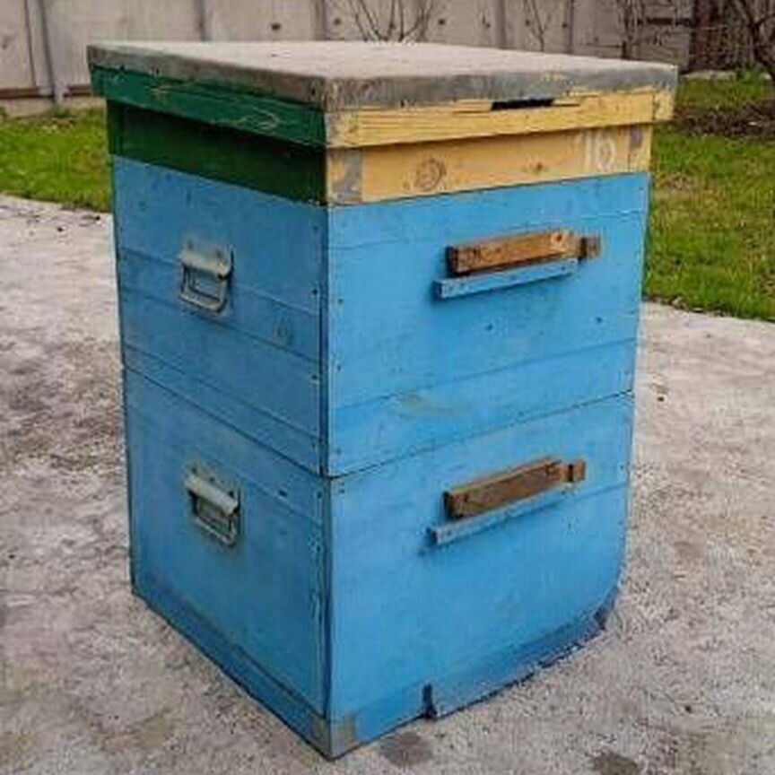 Ульи для пчел бу дадан