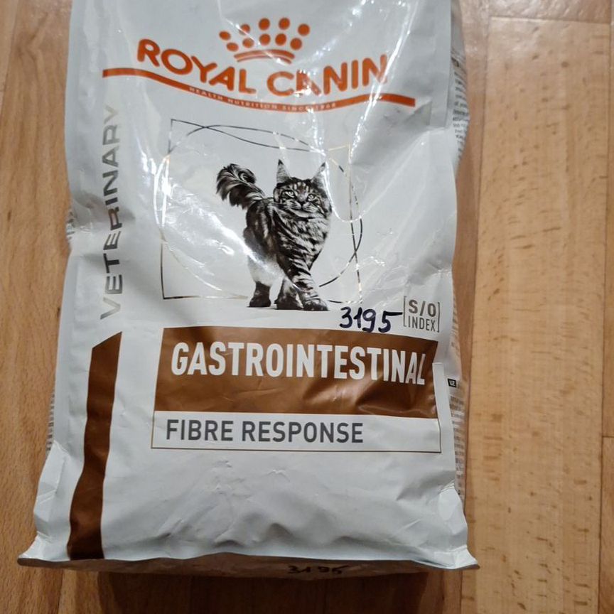 Сухой корм для кошек и добавка при хпн