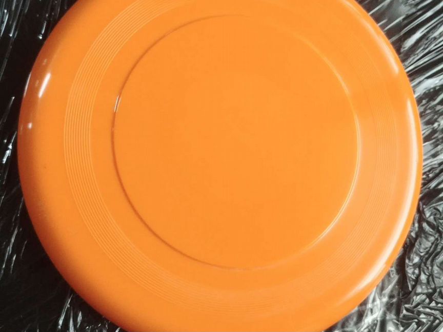 Фрисби (летающая тарелка)