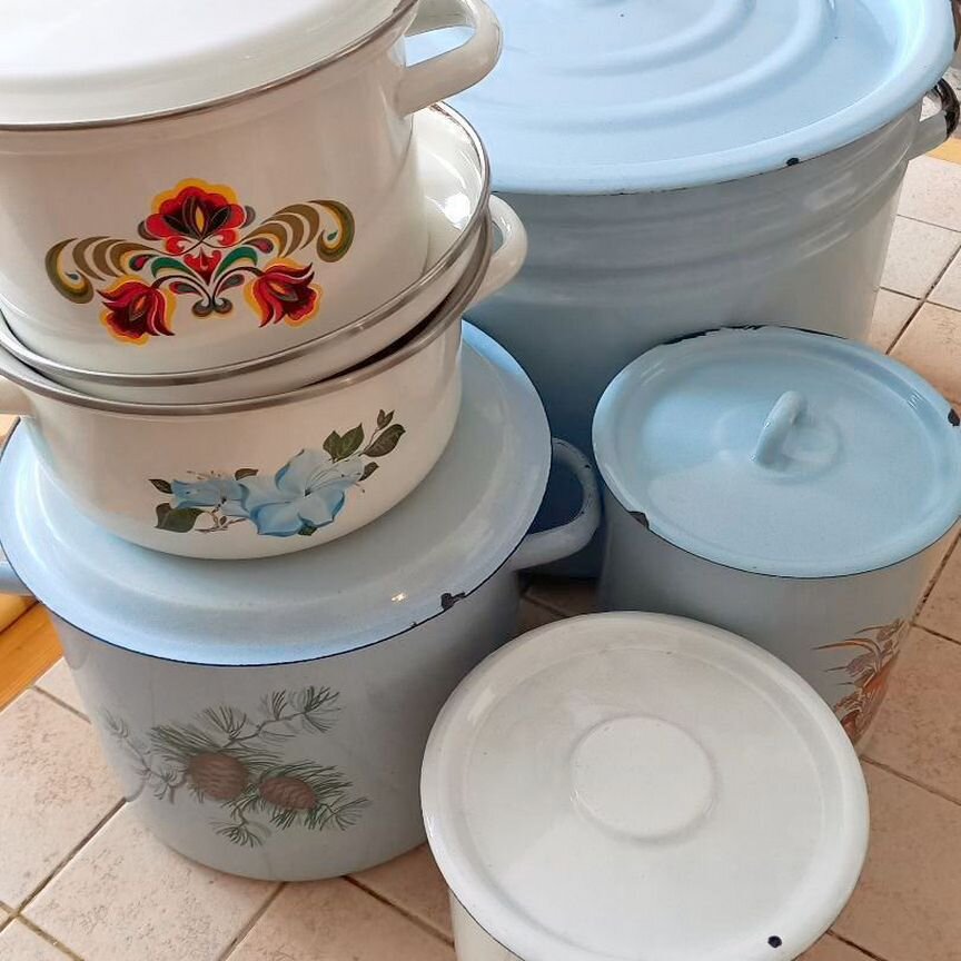 Кастрюли б/у (в приюты для животных)