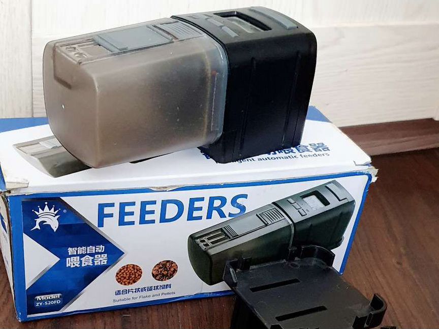 Автокормушка для рыбок. Новая