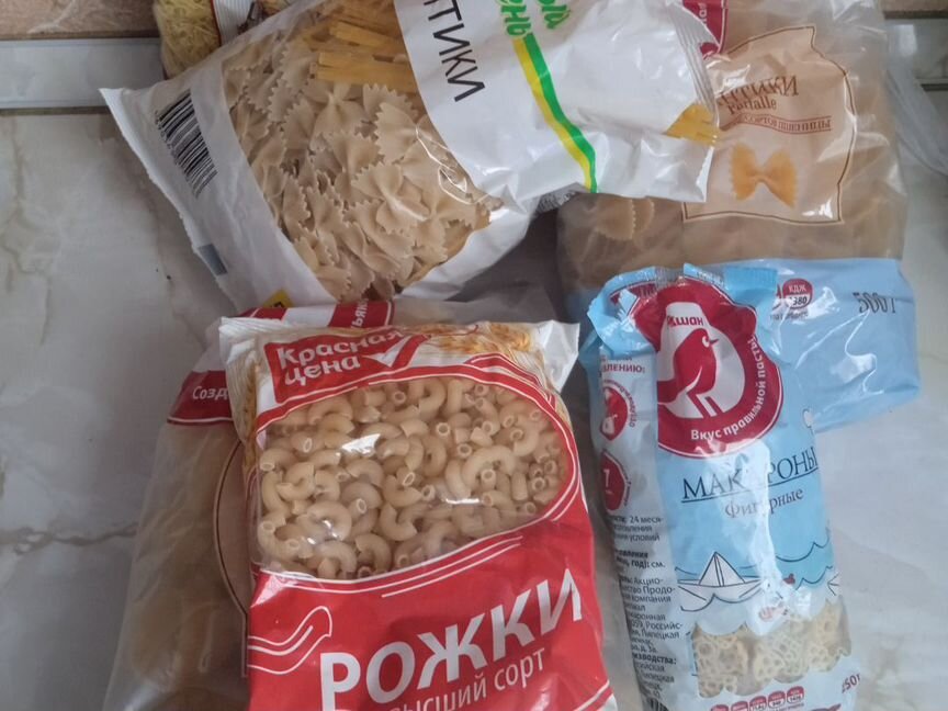 Отдам пакет макарон на корм животным