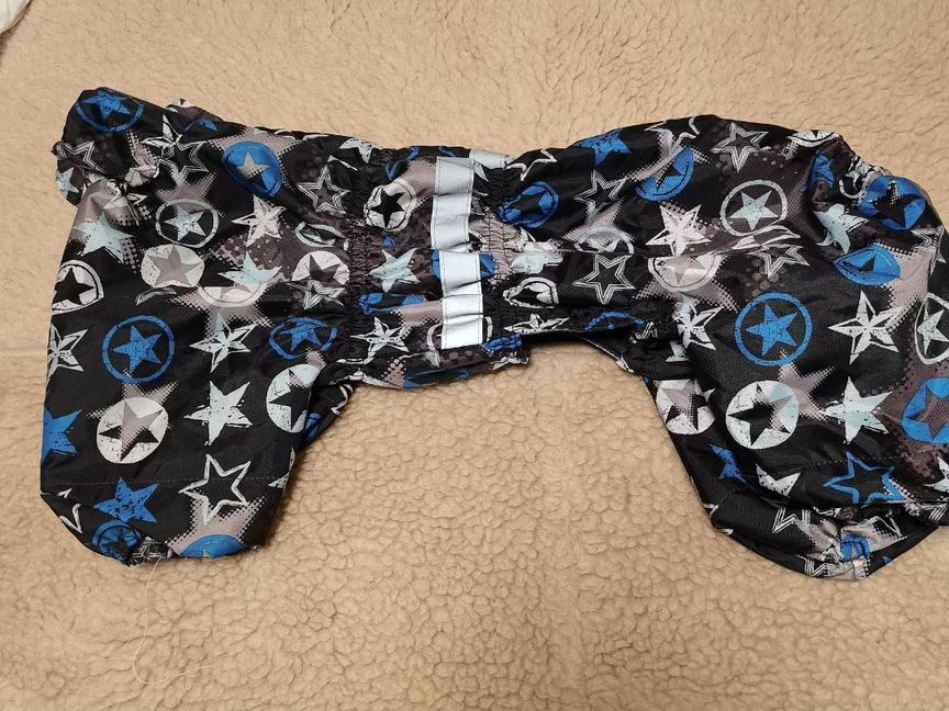 Зимний комбинезон для средней собаки