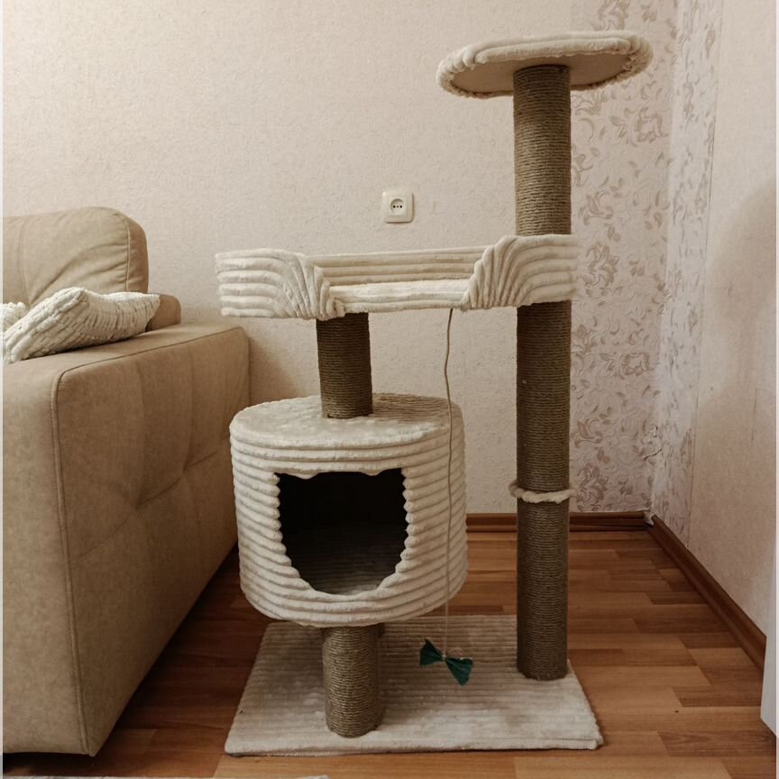 Когтеточка с домиком новая