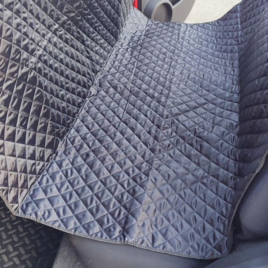 Автогамак для собак и кошек