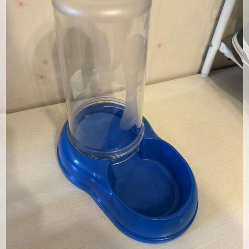 Поилка миска для собак и кошек 2 литра