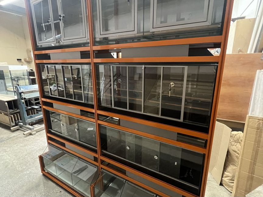 Стойки для зоомагазинов для животных и птиц