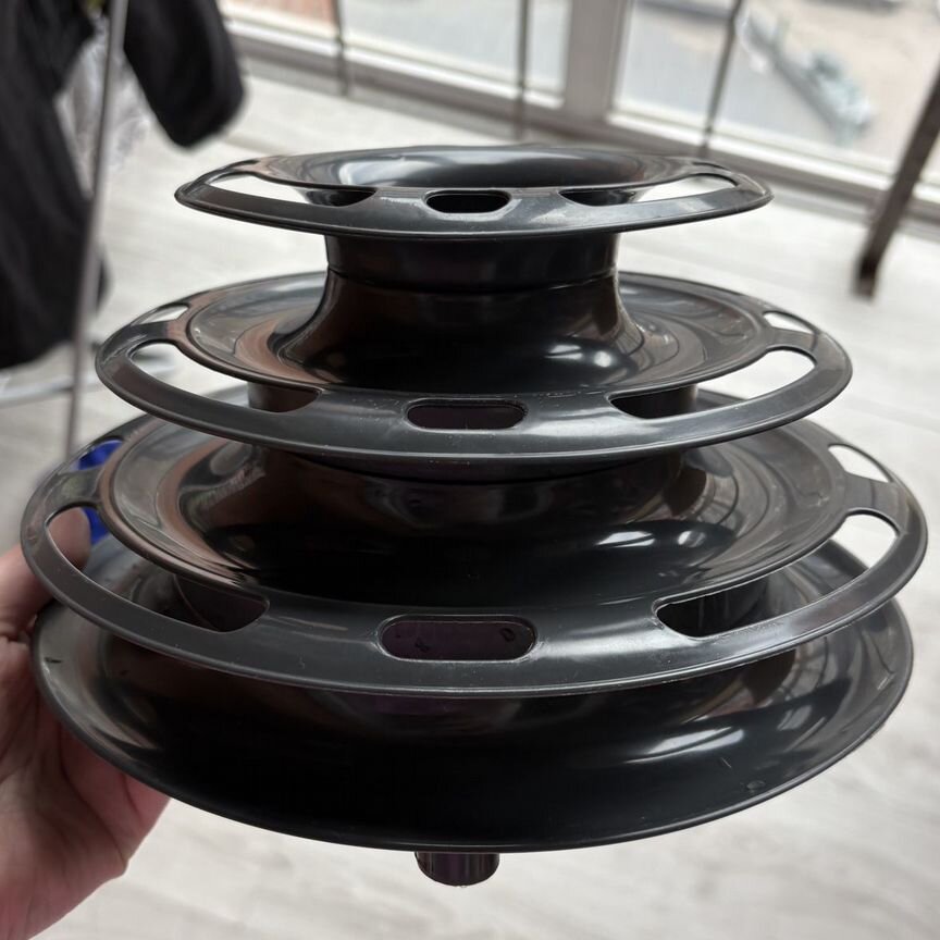 Игрушка для кошек пирамидка (без Шариков)