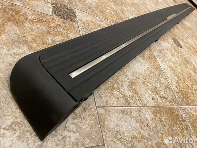 Подножка правая рестайлинг (резиновая) Range Rover купить в Москве LAND ...