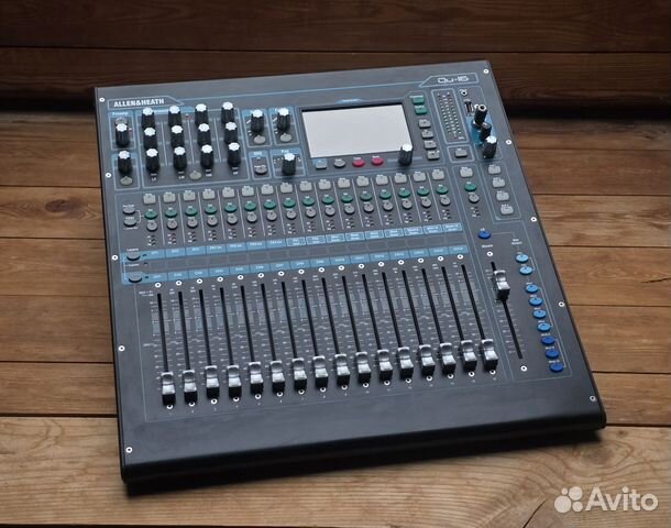 Цифровой микшерный пульт Allen Heath QU 16C купить в Москве по низкой ...