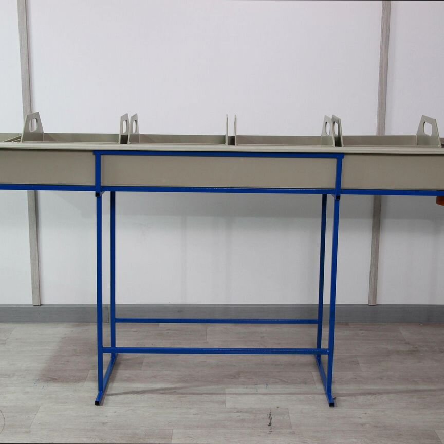 Инкубатор лоткового типа для икры секционный