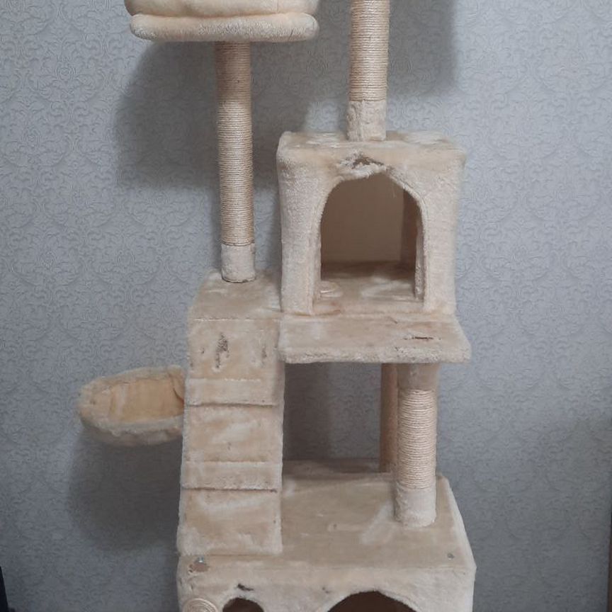 Домик для кошки с когтеточкой бу