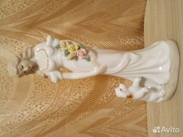 Статуэтка Дама с собачкой купить в Новосибирске | Хобби и отдых | Авито