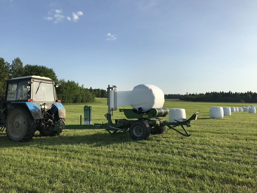 Сенаж в рулонах