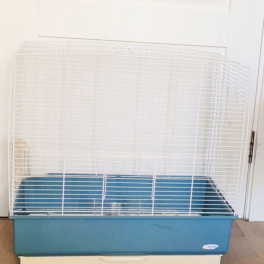 Клетка для попугая большая Ferplast