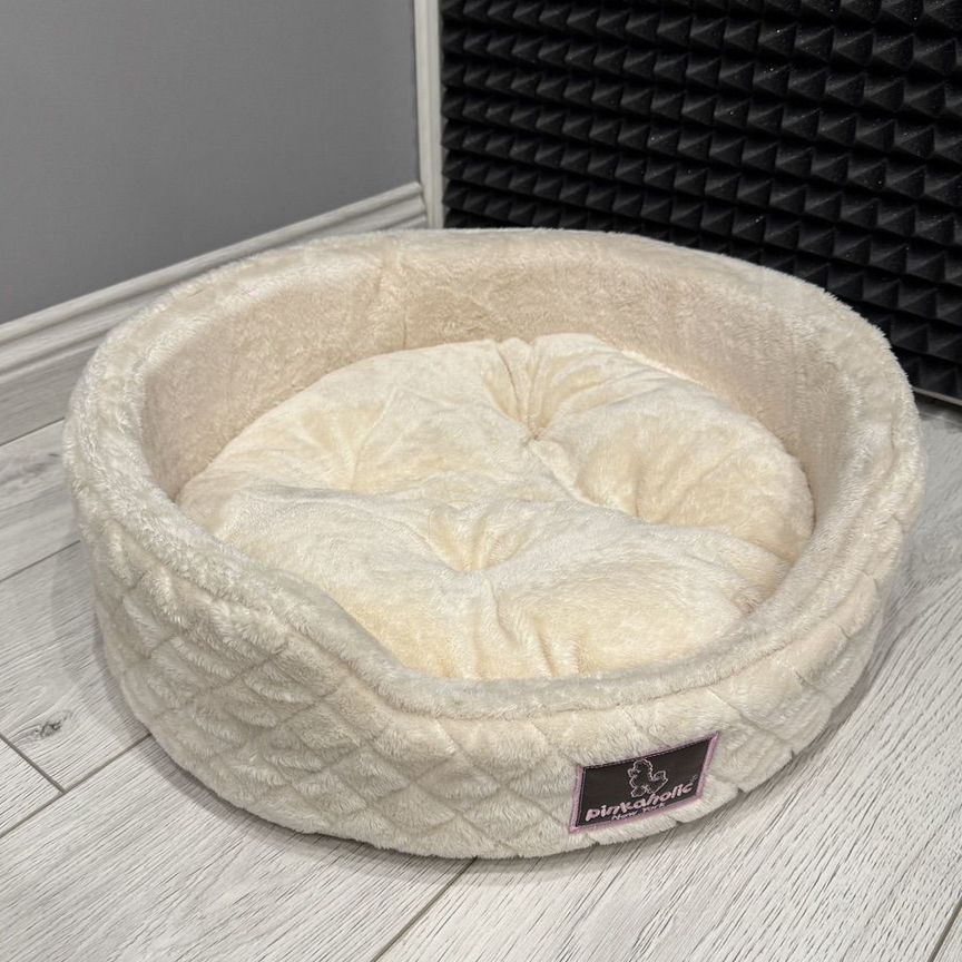 Домик для собачки и кошки