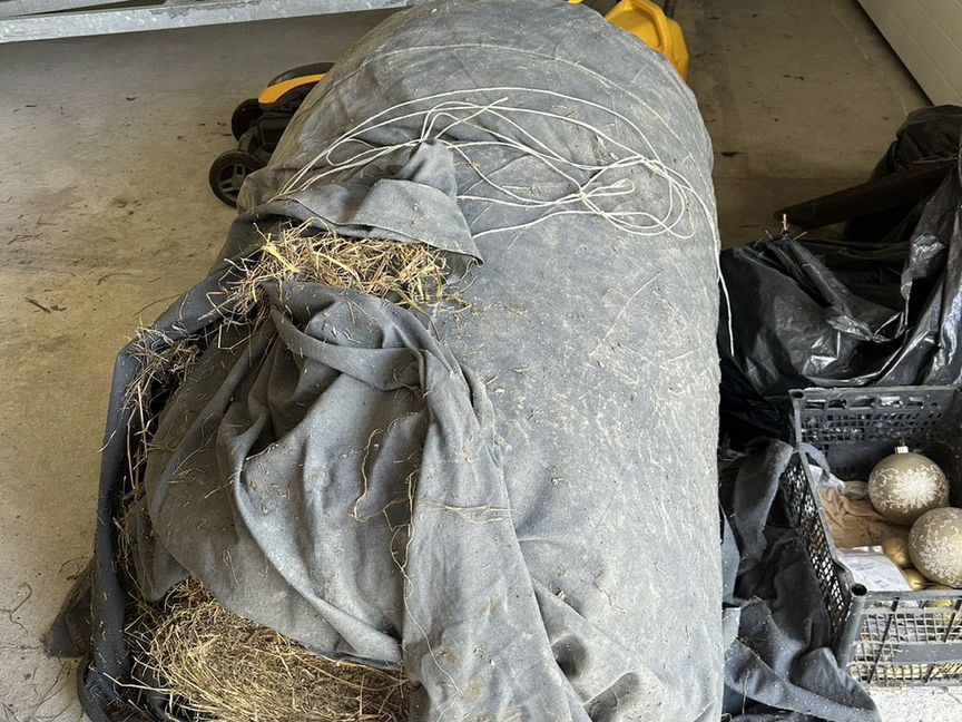 Сено в рулоне