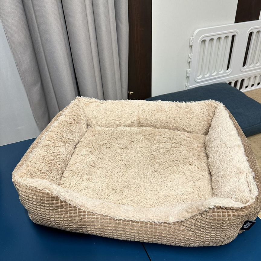 Лежанка для собак Rurri