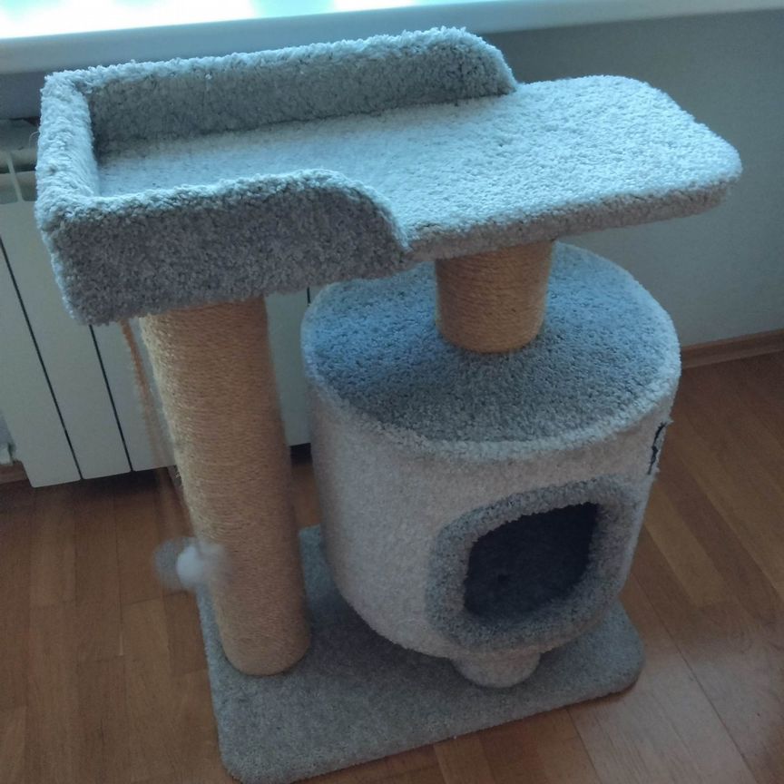 Домик кошачий,вместительный комплекс