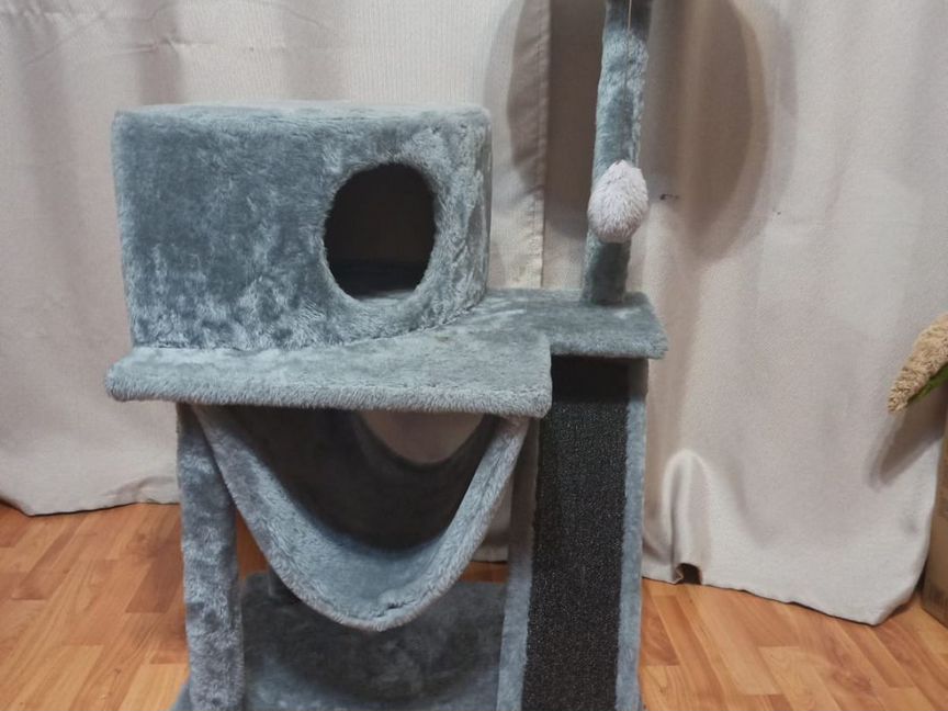 Домик для кошки в хорошем состоянии