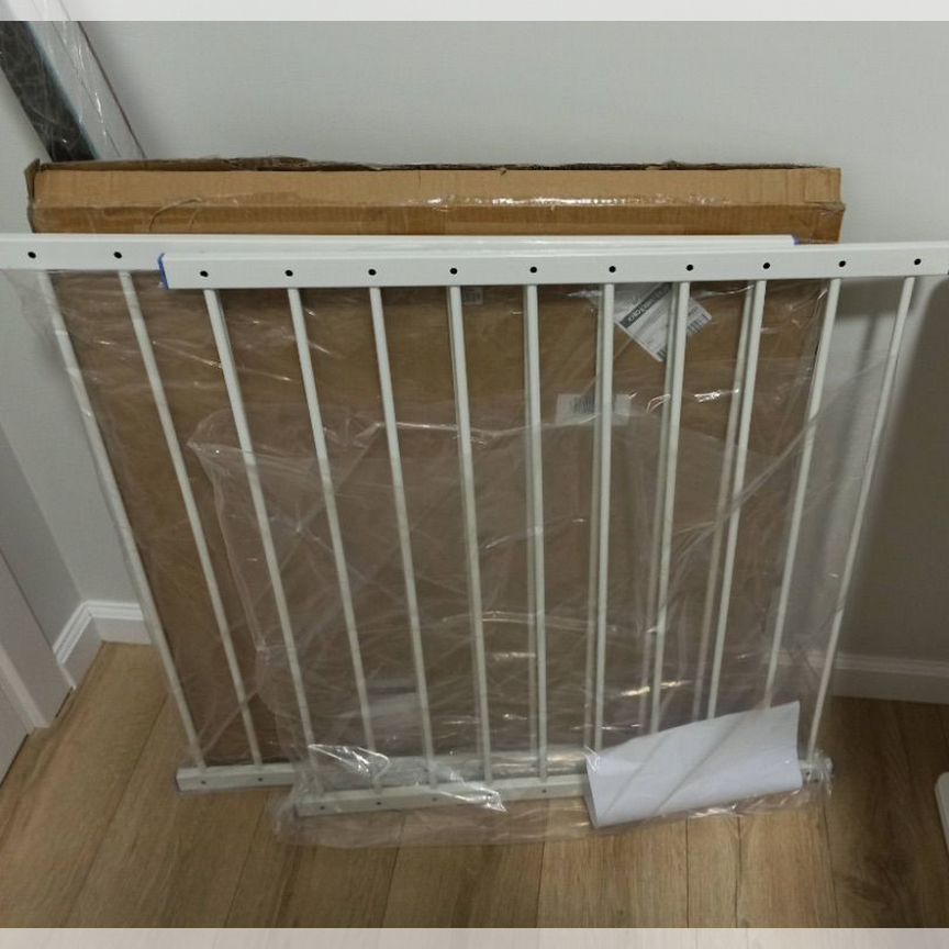 Ворота безопасности для детей и собак новые