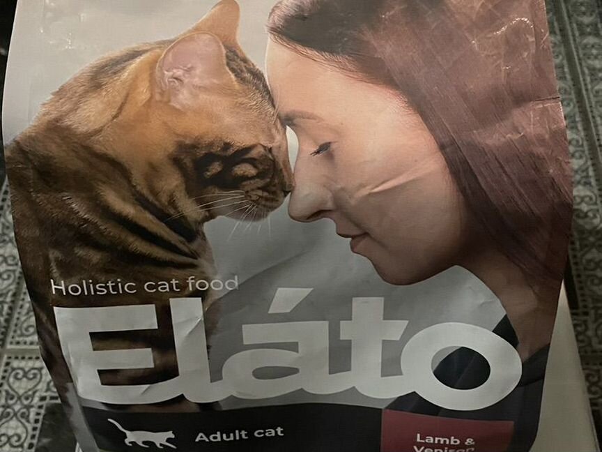 Корм для кошек с ягненком и олениной