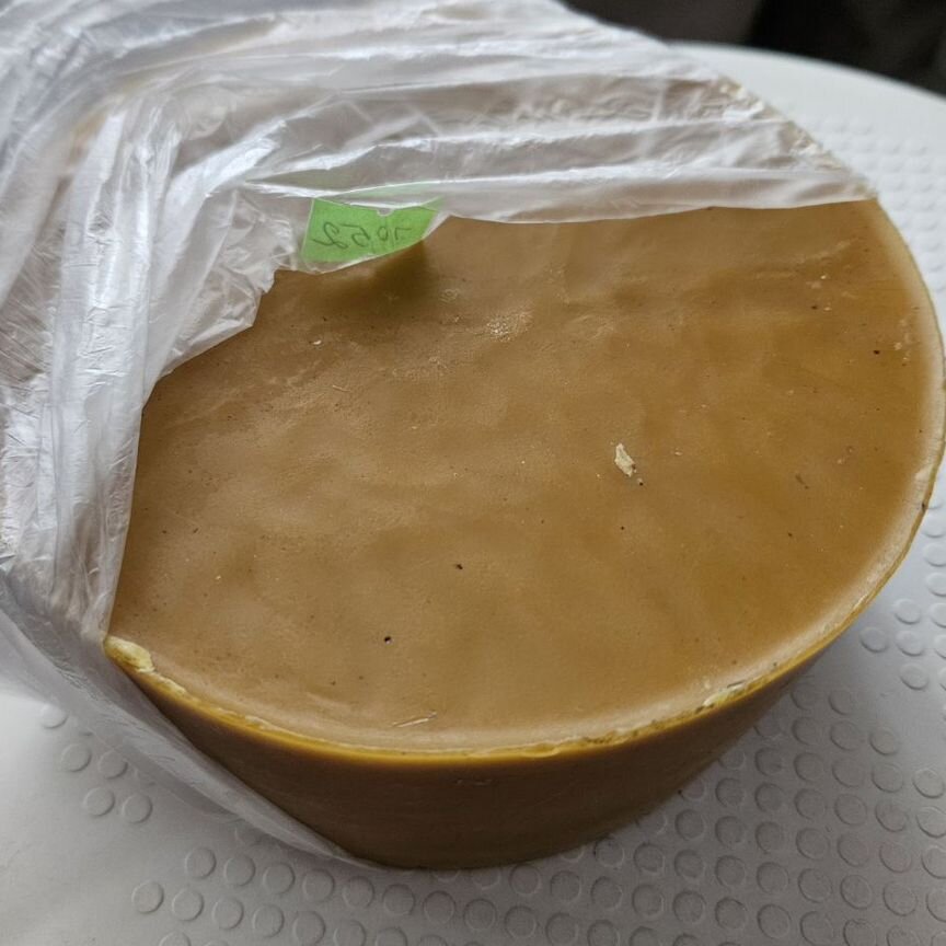 Воск пчелиный 1052 гр