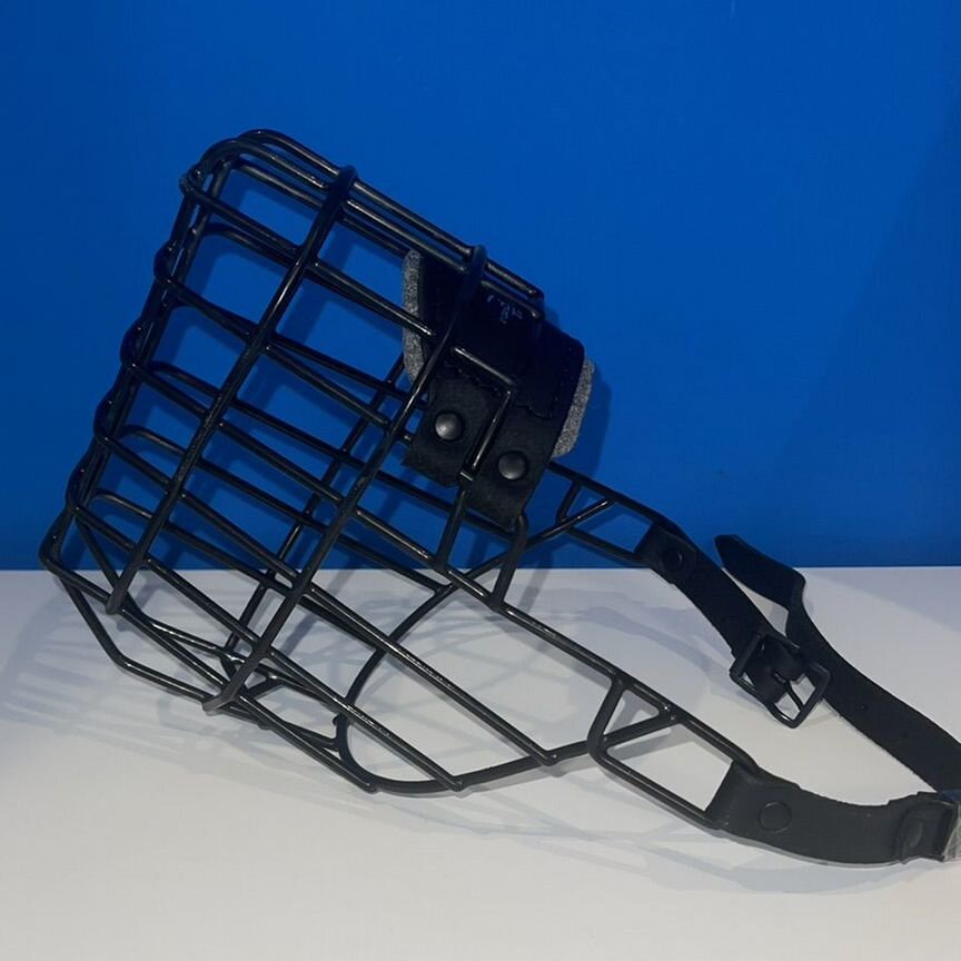 Металлический намордник для крупной собаки