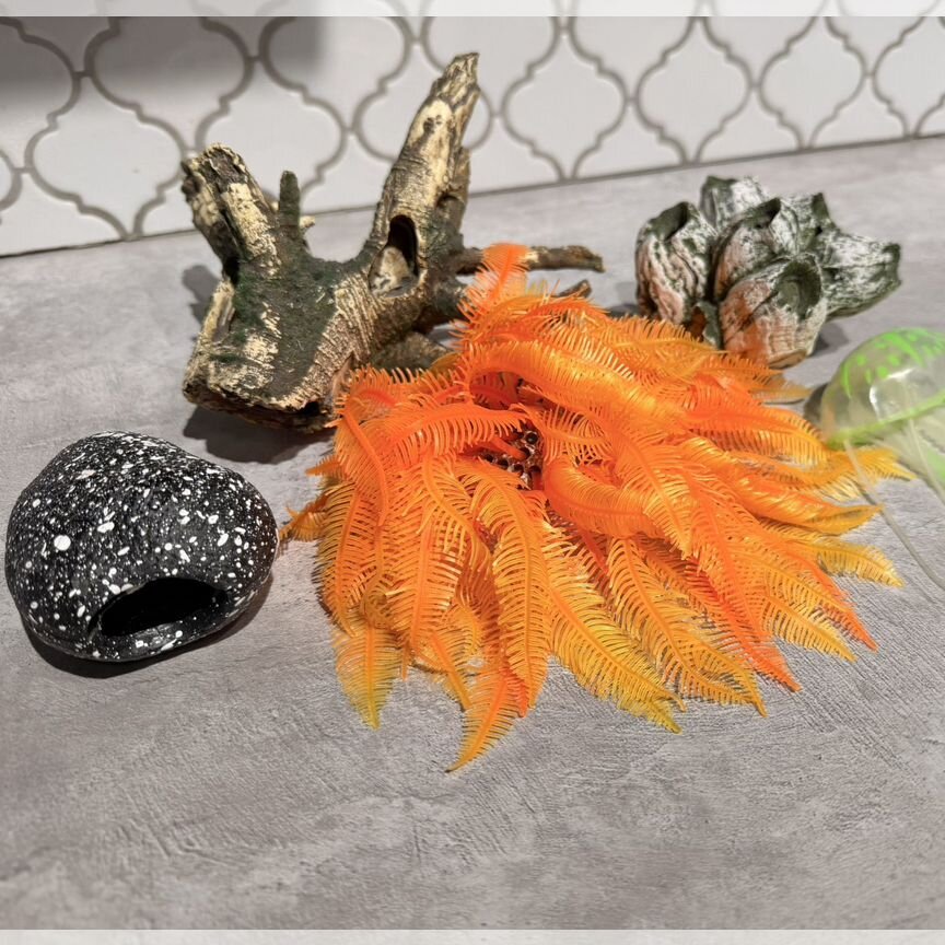 Декор для аквариума б/у