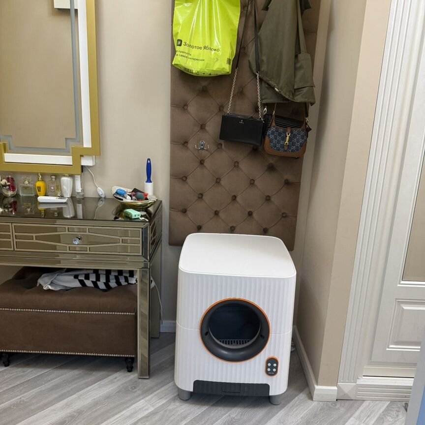 Автоматический лоток для кошек petflat