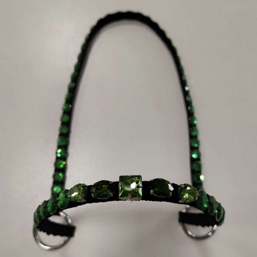 Выводные недоуздки, лошадь