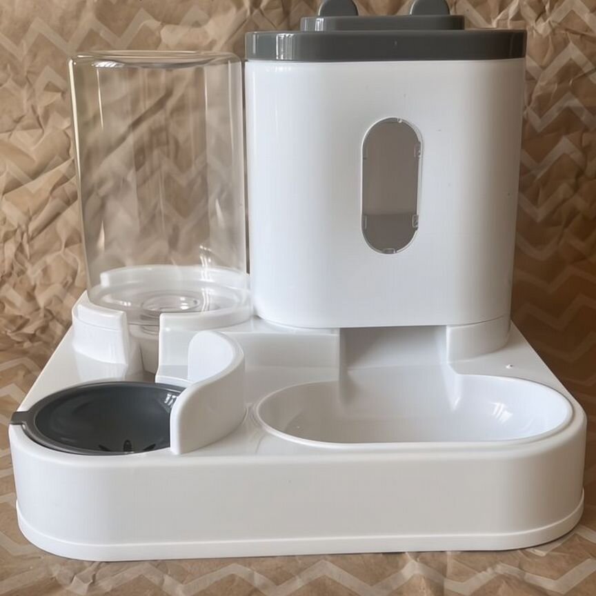 Новая автокормушка   поилка 2в1 для кошек и собак