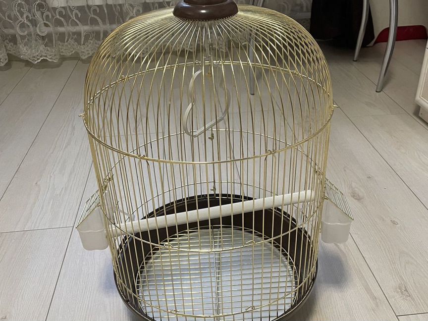 Клетка для среднего попугая