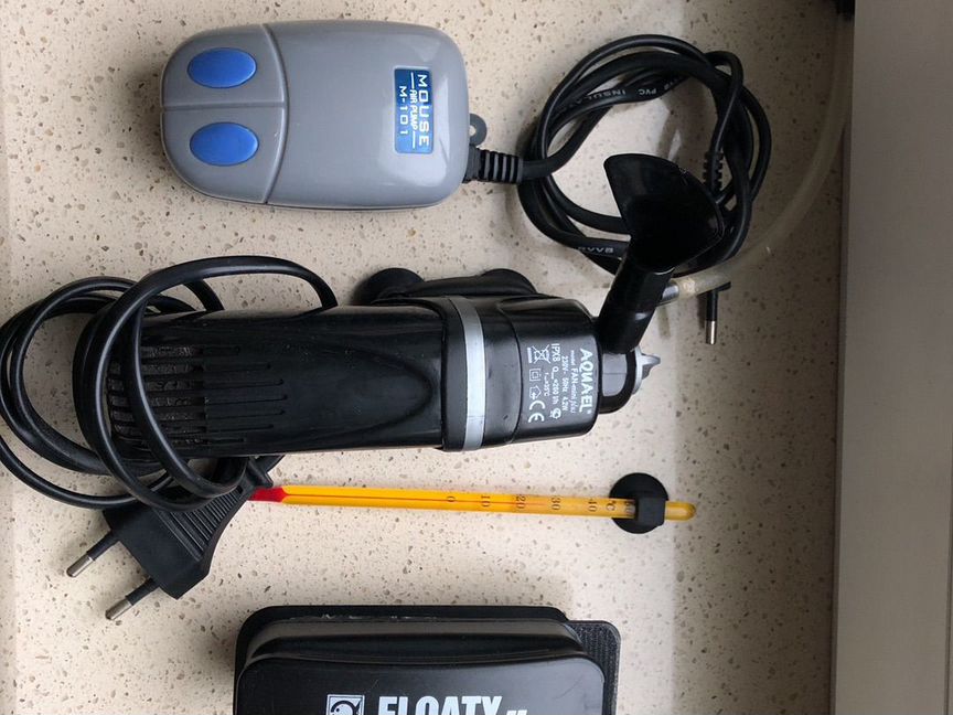 Компрессор, фильтр, скребок для акаприума