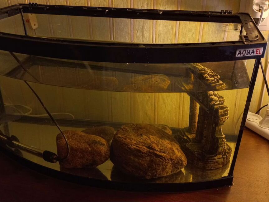 Аквариум 40 литров с рыбками