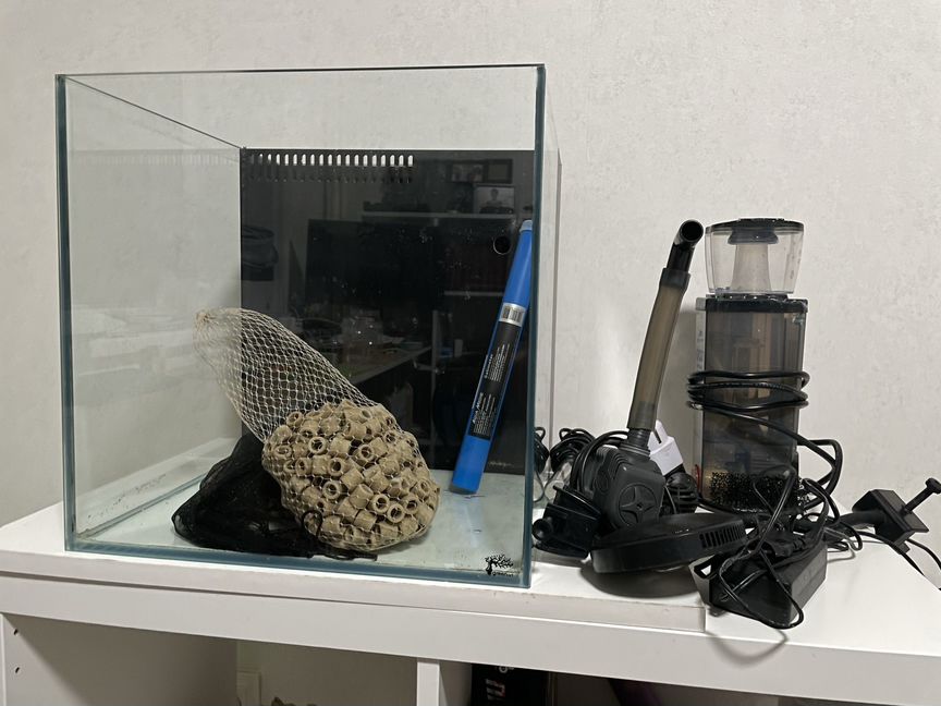 Аквариум под море