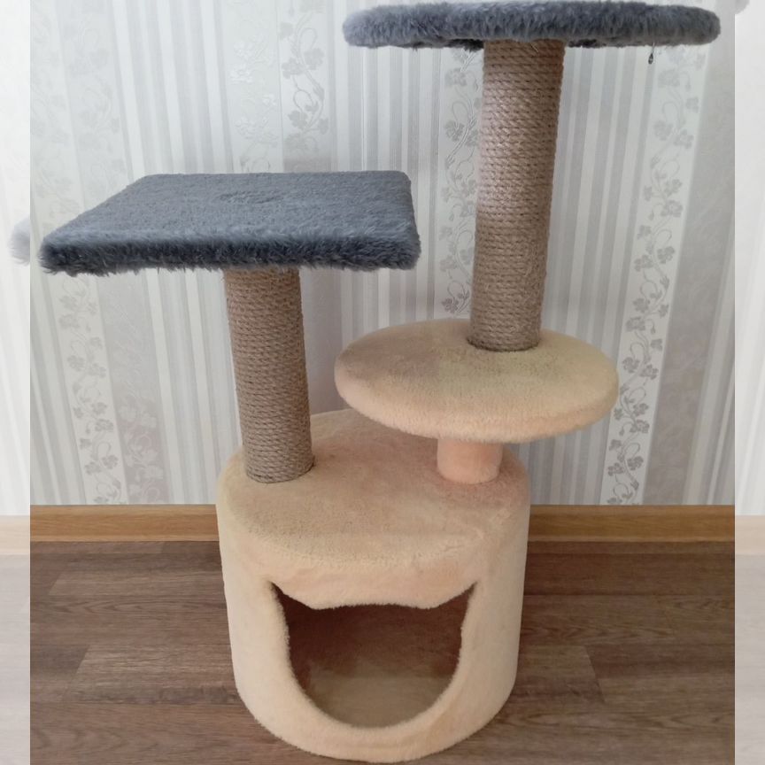 Кошачий домик с когтеточкой