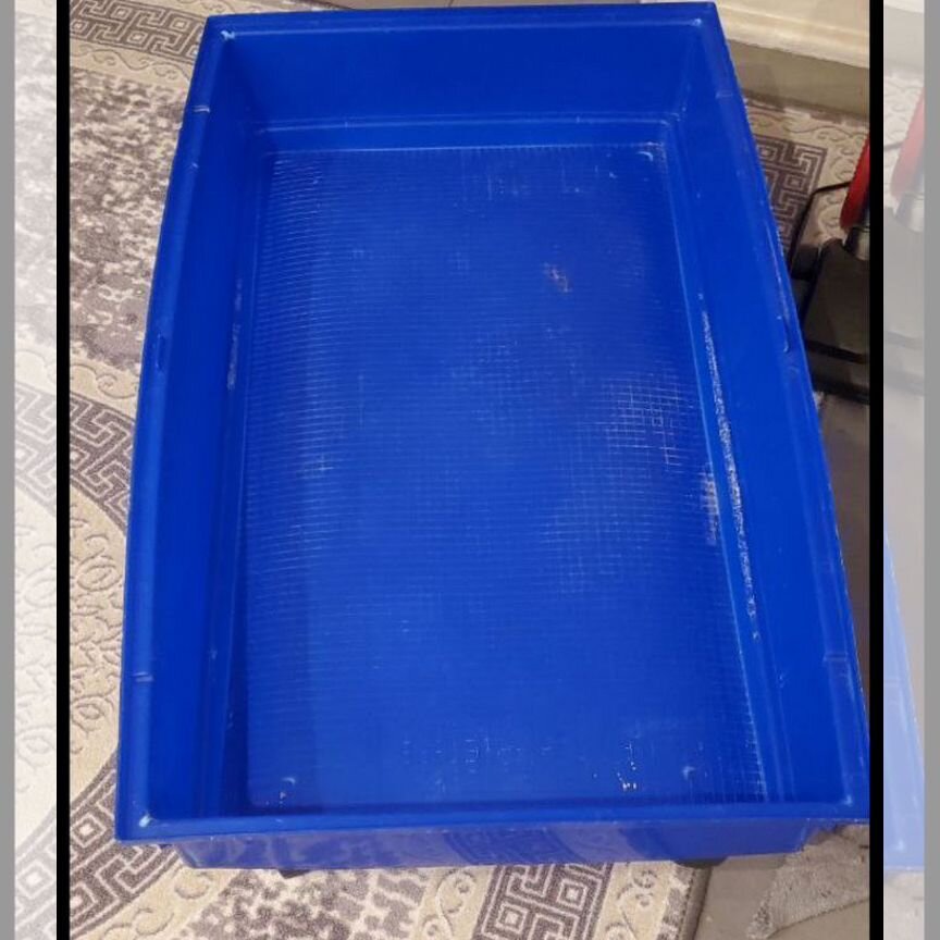 Большой поддон от клетки на колесиках