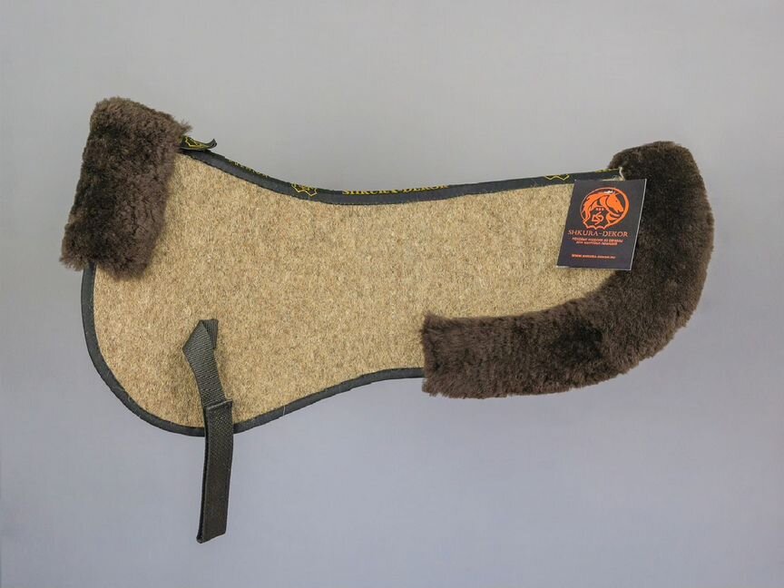 Войлочный амортизатор под седло с опушкой из овчин