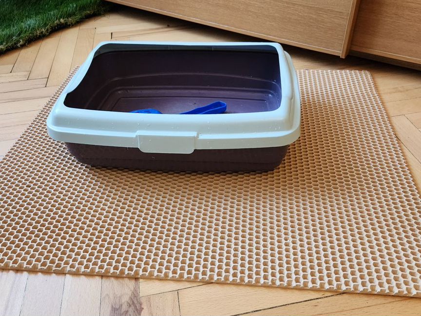 Коврик под лоток или обувь