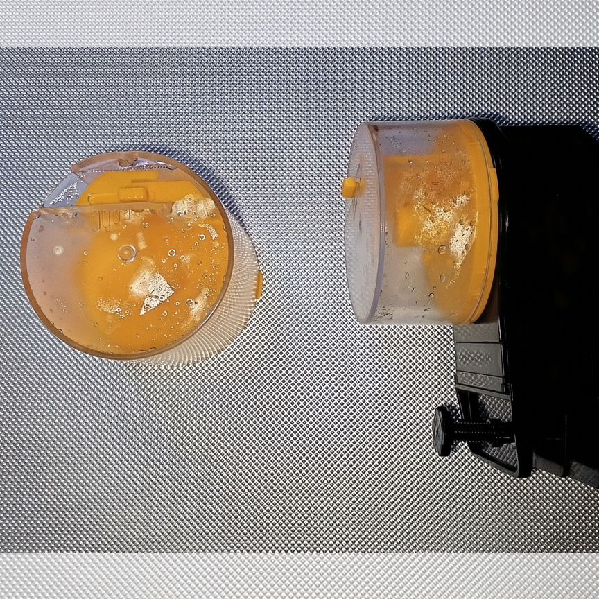 Кормушка для аквариума открытого типа