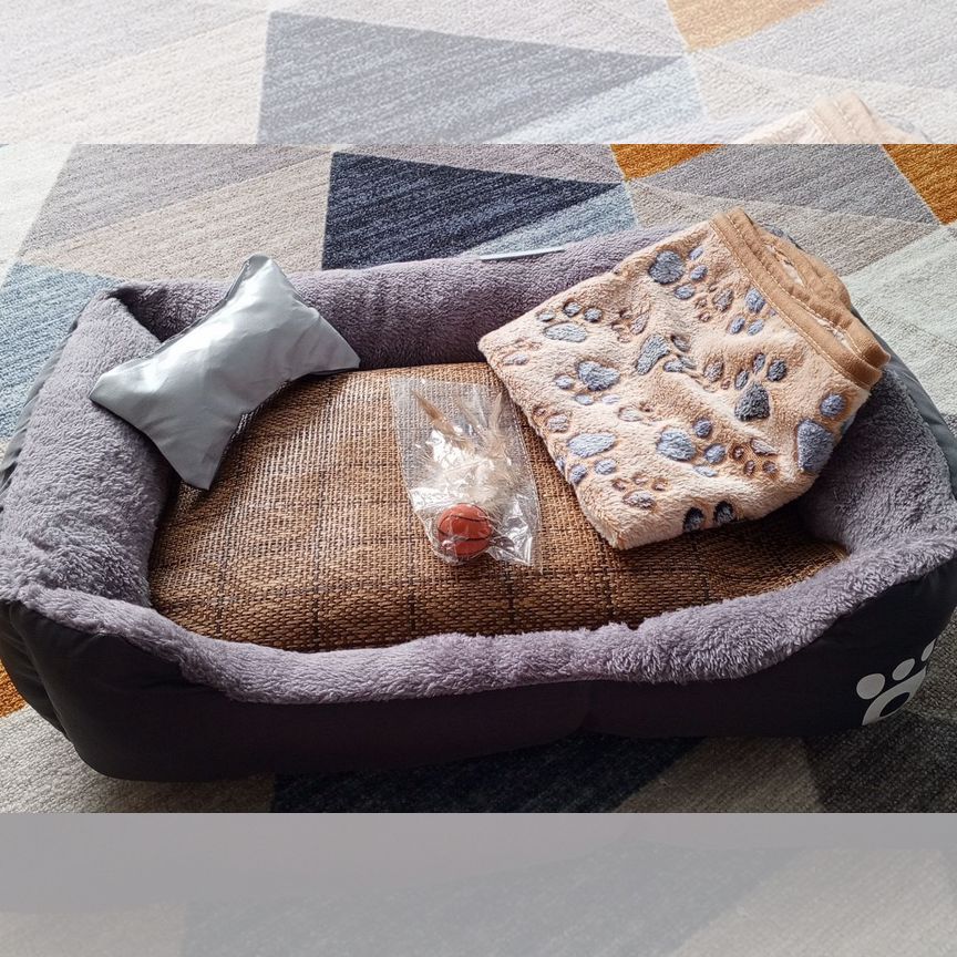 Лежанка для кошек и для мелких пород собак