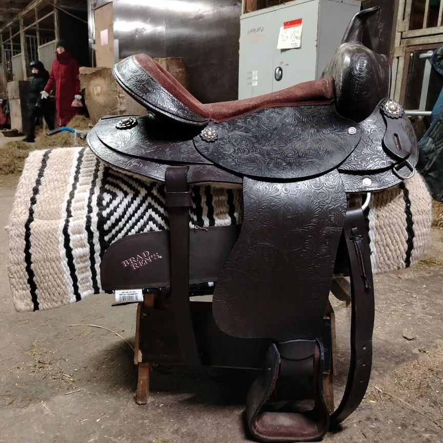 Седло вестерн Ekkia