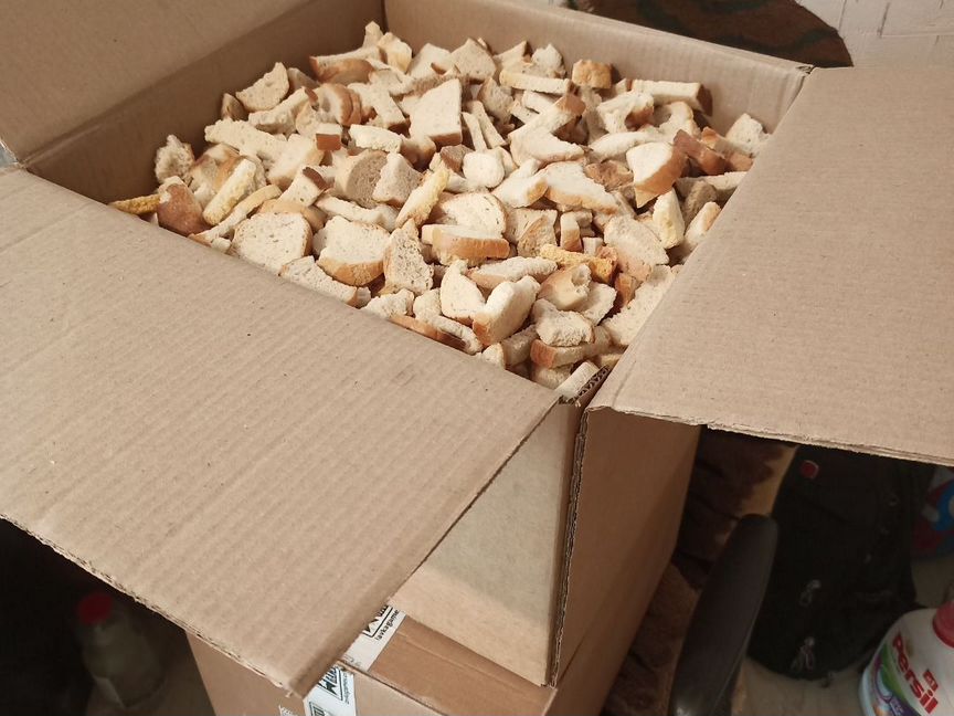 Сухари для животных