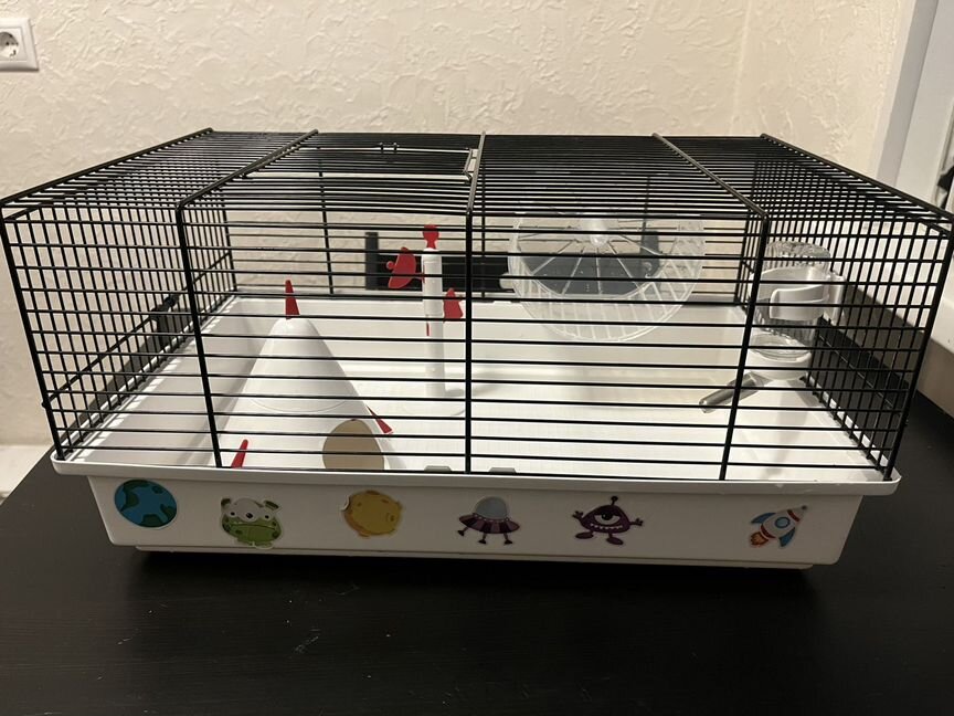 Клетка для хомяка с принадлежностями