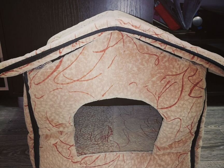 Домик для кошки бу, в хорошем состоянии