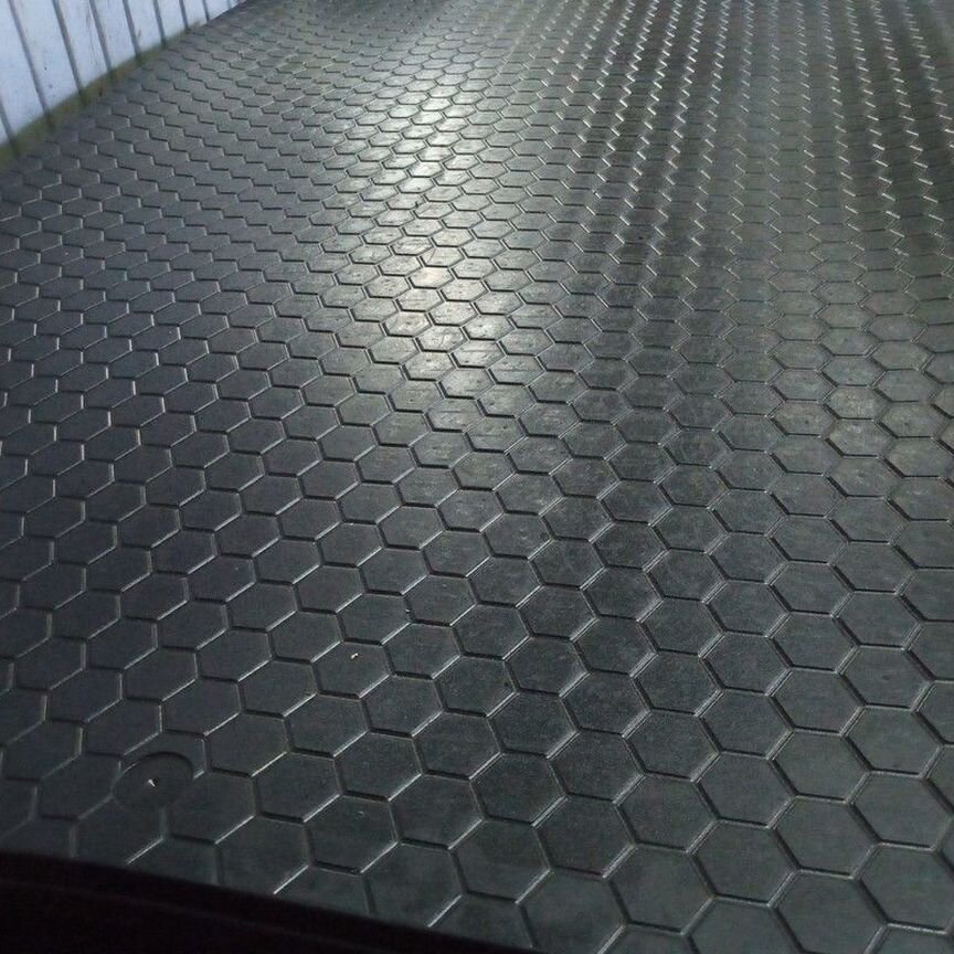 Резиновые маты крс / Коврики для коров, лошадей