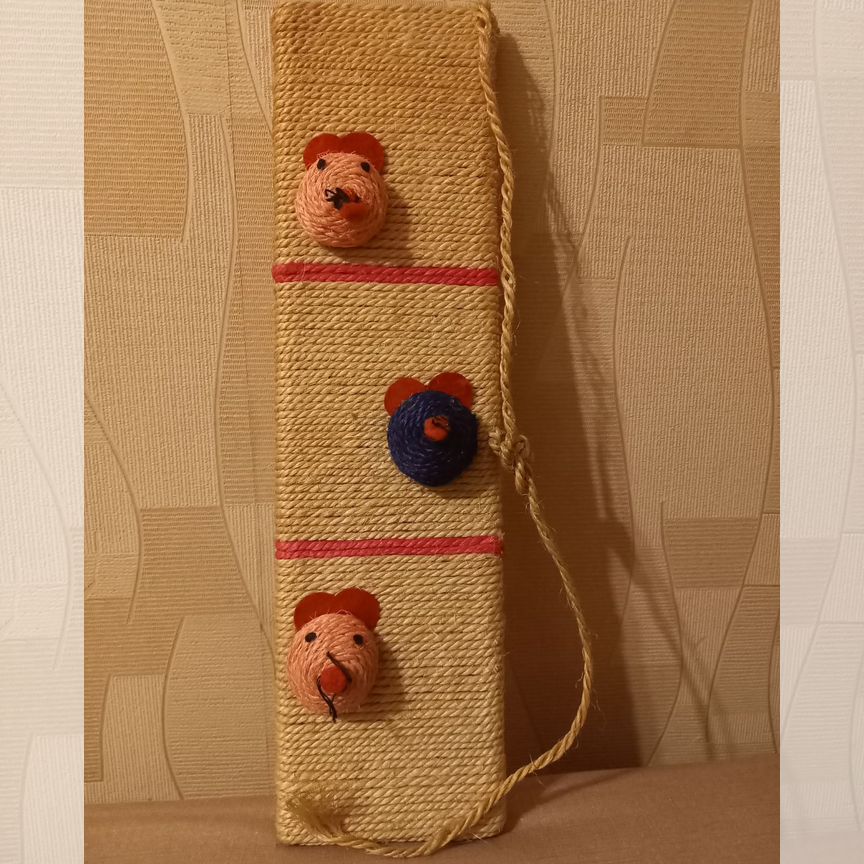 Когтеточка настенная двусторонняя для кошек