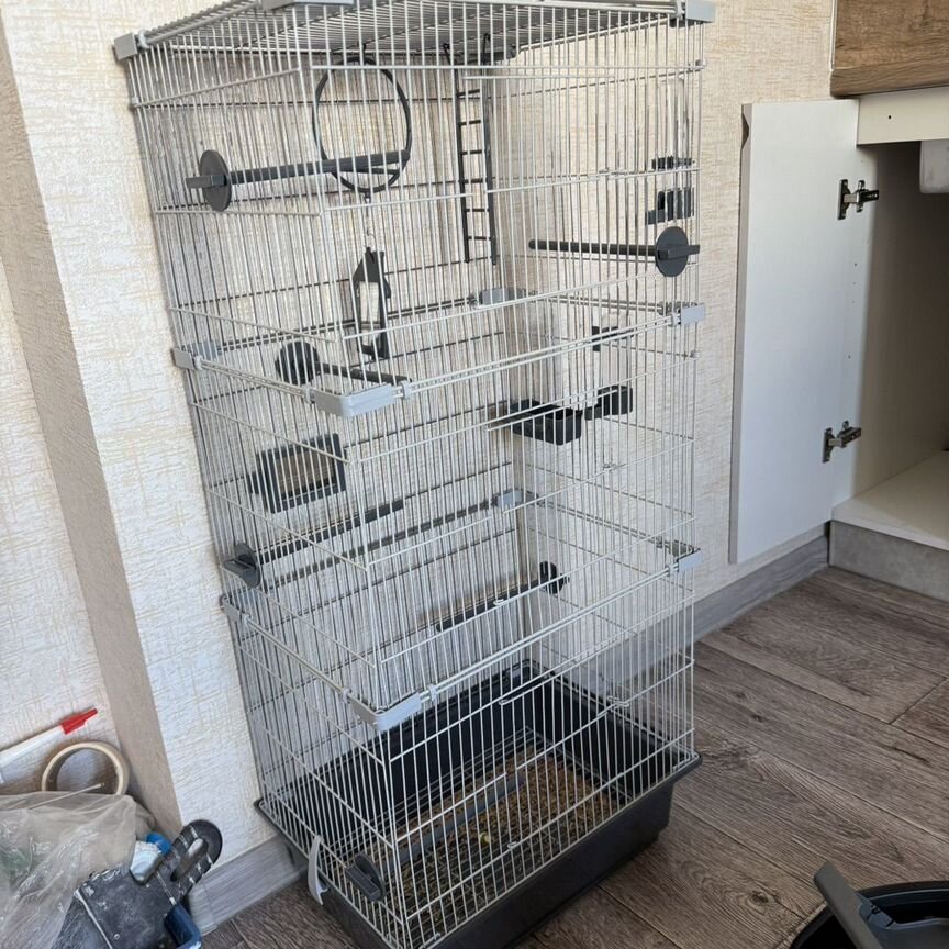 Клетка для попугаев